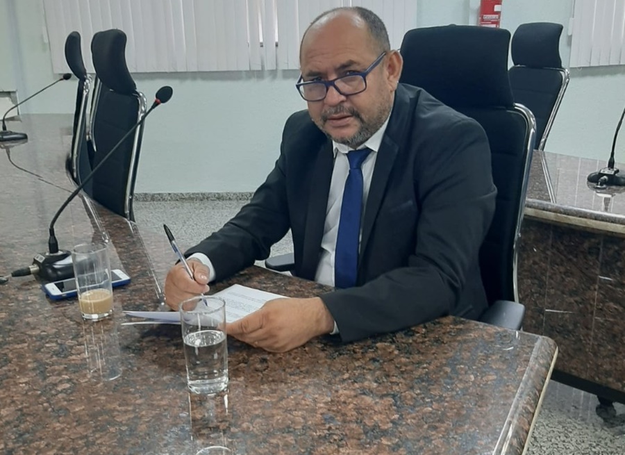 PORTO VELHO: Vereador Professor Léo se despede da Câmara Municipal ...