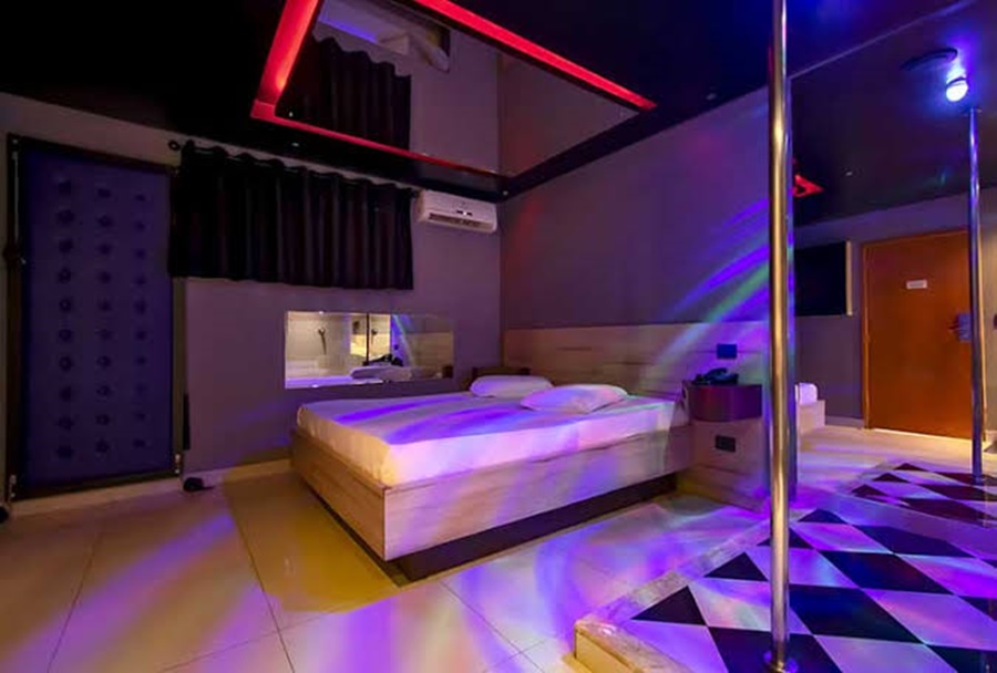 NO MOTEL: Dupla é detida após passar o dia todo com mulher e não pagar ...