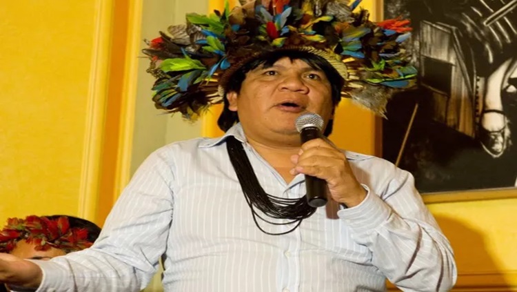 RECONHECIMENTO: Suruí apresenta na UFU Plano de sua autoria agraciado ...