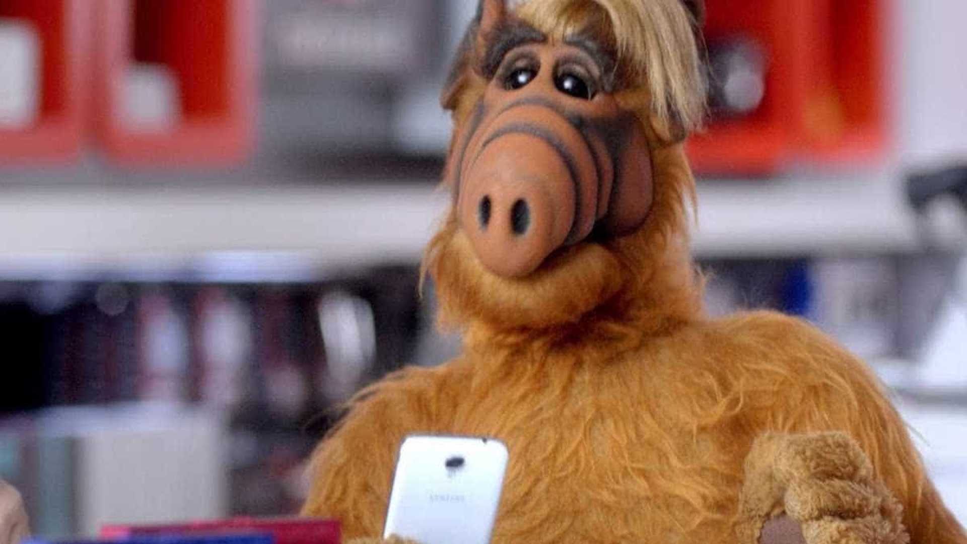 WARNER BROS: 'Alf, o Eteimoso' ganhará remake - Rondoniaovivo.com